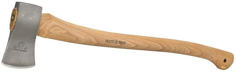 Best Axe for Felling Trees – 6 Rugged Options + Buying Guide!